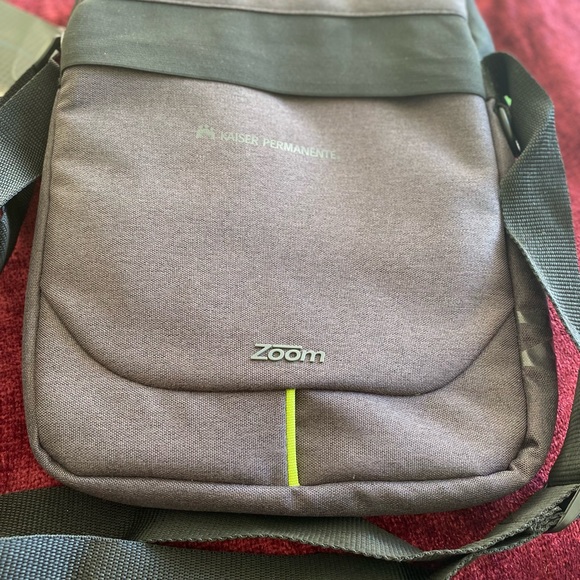 Zoom | Bags | New Zoom Computer Or Tablet Bag | Poshmark